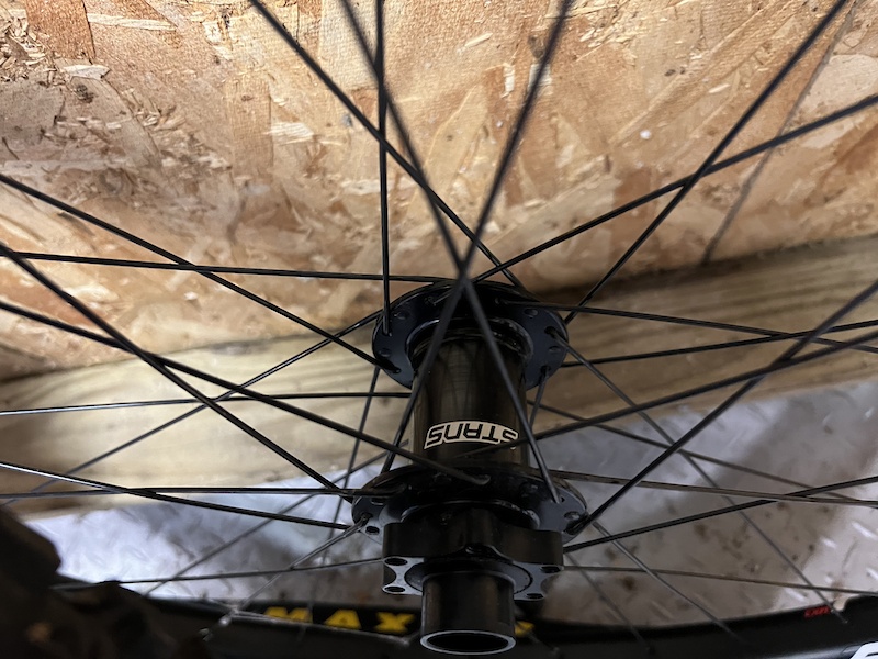 2018 Stans Flow mk4 26” 20x110, 12x150 For Sale