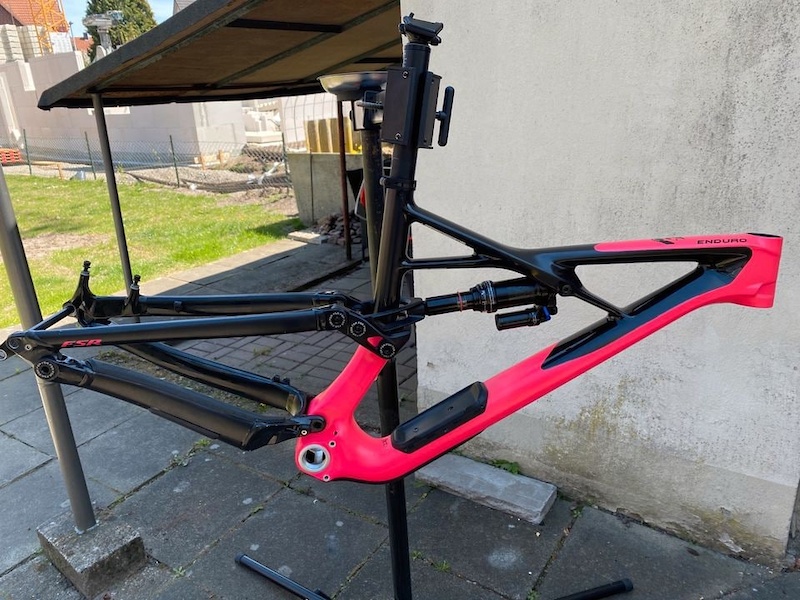 2018 Specialized Enduro s3 For Sale