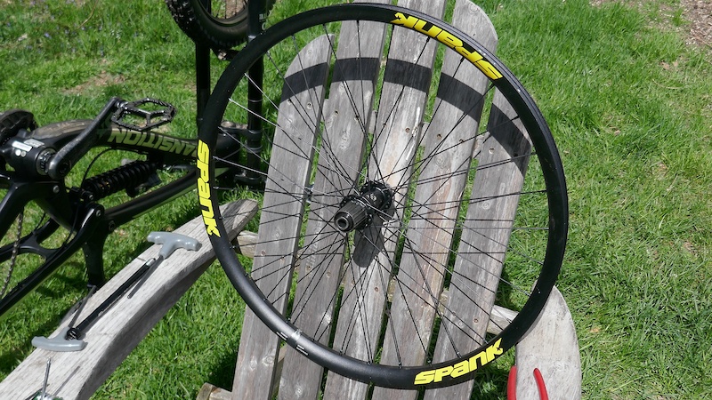26" wheel 150x12 spacing hub For Sale