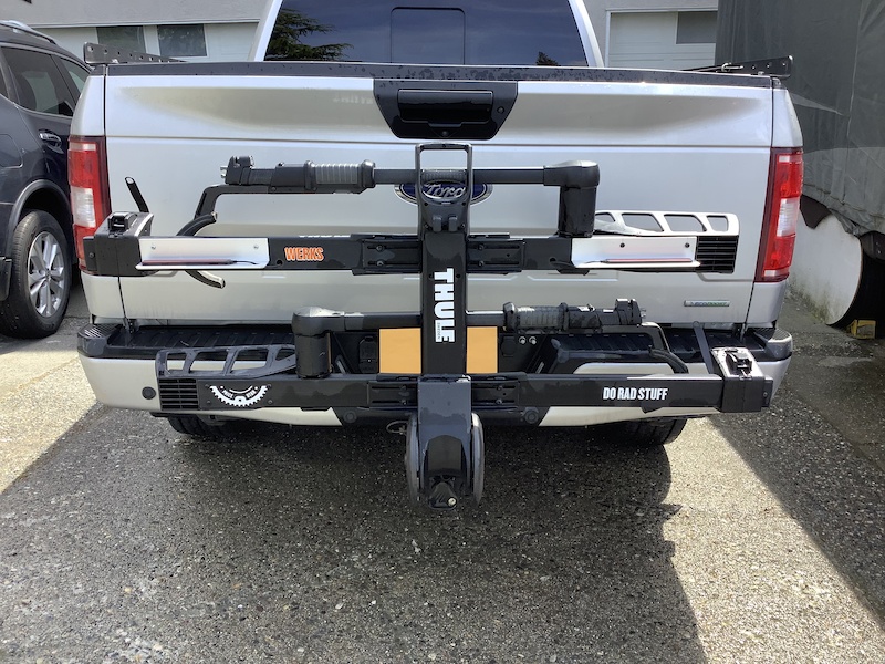 2019 Thule T2 Pro XTR bike rack For Sale