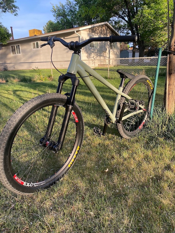 2021 Commencal Absolute For Sale