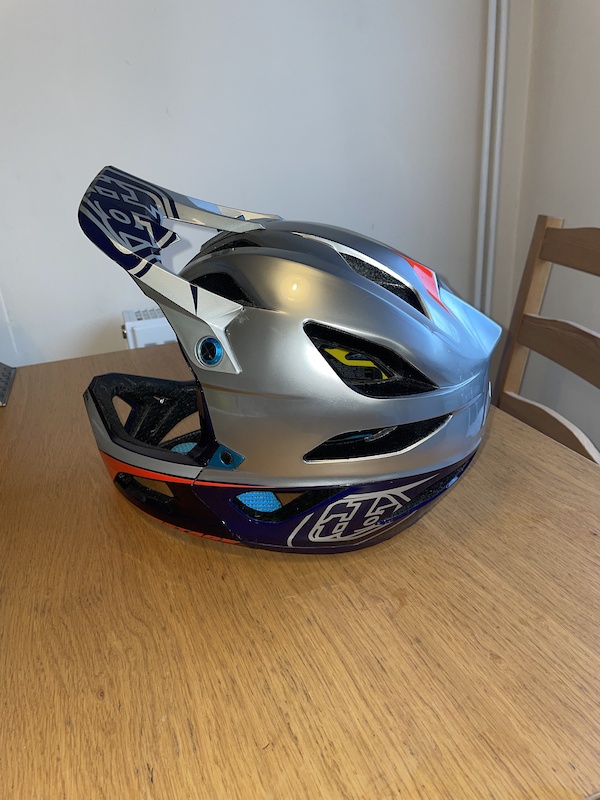 2021 Troy Lee stage MIPS helmet For Sale
