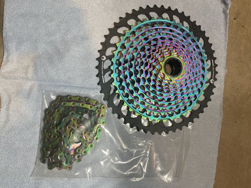 2022 New SRAM XX1 1299 10-52 oilslick cassette and chain For Sale