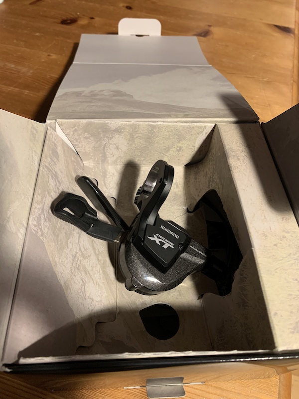 2022 Shimano XT Shifter, 11 speed right rear, SL-M8000-R For Sale