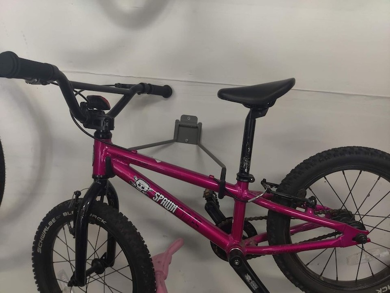 2015 Spawn Banshee bike for 3-6 year olds For Sale