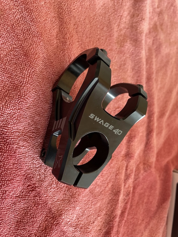 Anvl Swage 40 35mm stem, 35mm bar (black) For Sale