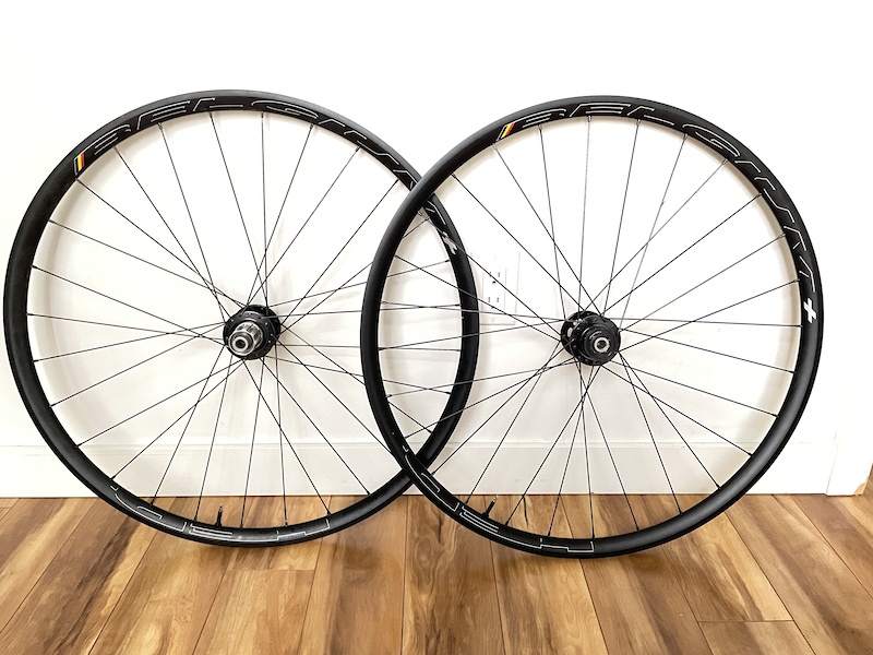 Hed Belgium Plus x Chris King R45D Shimano 11s For Sale
