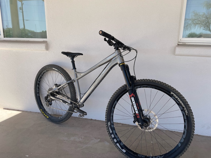 2021 Medium Banshee Paradox V3 !!! For Sale