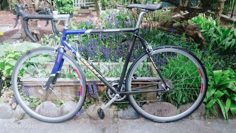 Classic Giant CFR 2 road racing bike For Sale