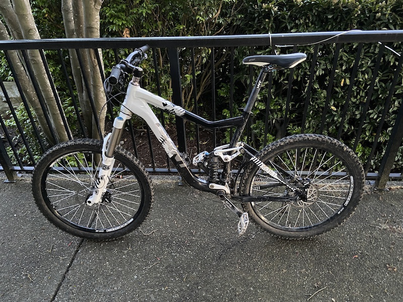 2011 Giant Reign X1 For Sale