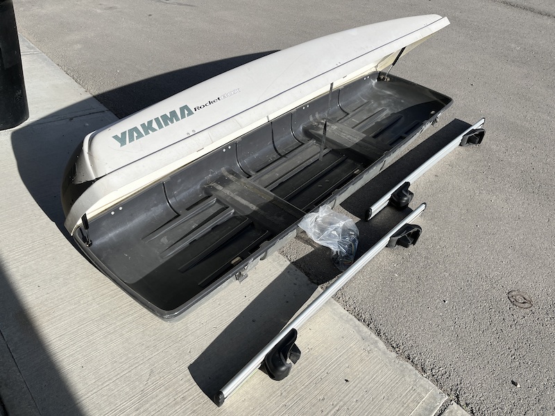 Yakima Rocket Box and cross bars For Sale