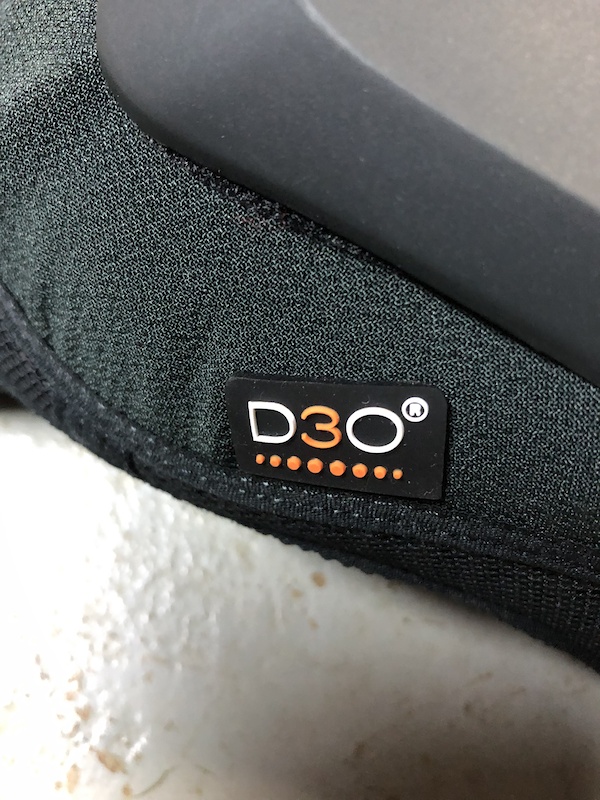 2021 Fox D30 knee and elbow pads For Sale