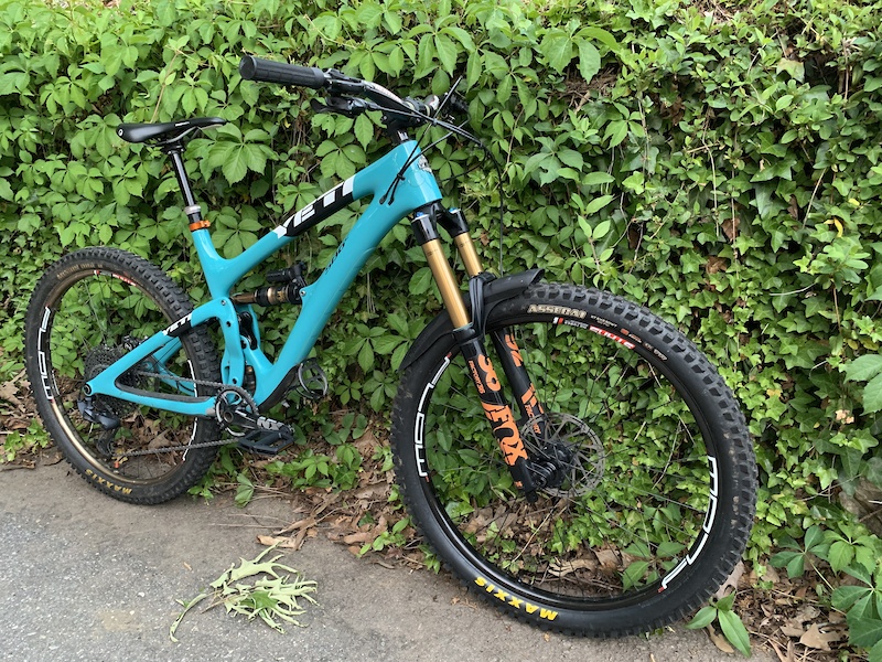 2016 Yeti SB6 Medium BRAND NEW GX Eagle Drivetrain For Sale 2016 Yeti SB6 Medium BRAND NEW GX Eagle Drivetrain For Sale