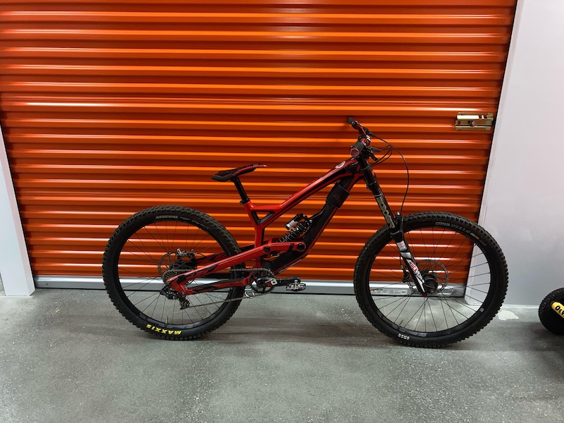 2016 YT Tues Carbon For Sale