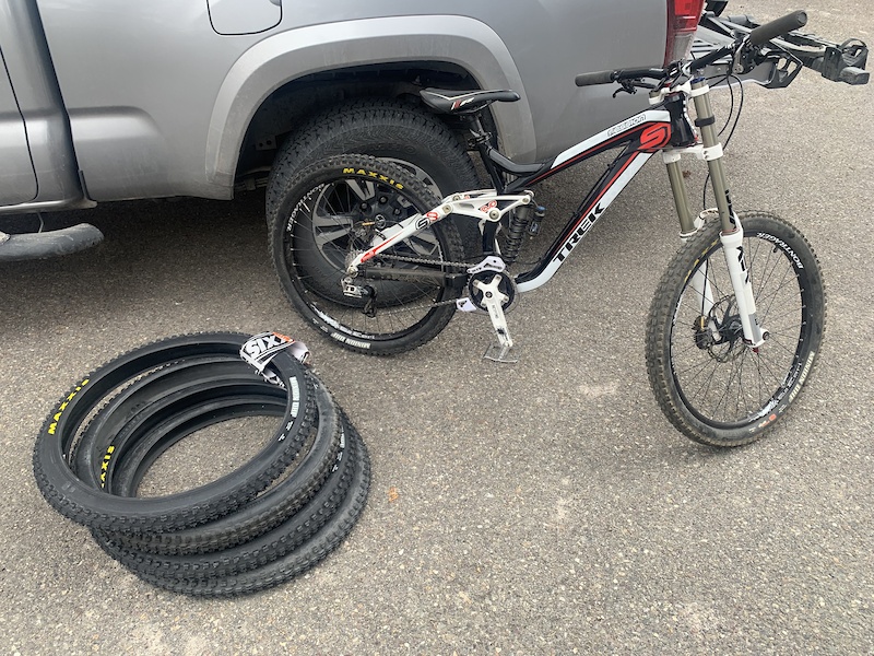 2010 Medium Trek Session 8 For Sale