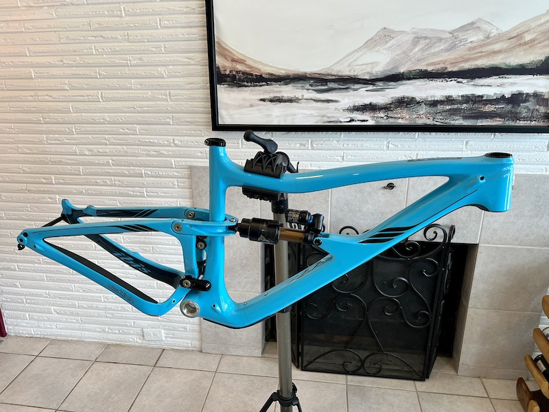 2022 Ripmo V2 Frame Bug Zapper Blue For Sale