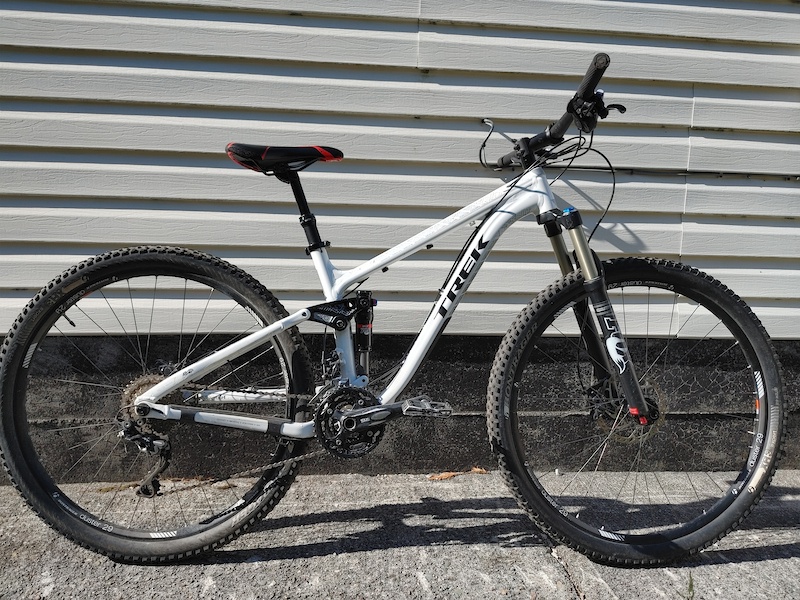 2014 Trek Fuel EX8 29er Medium frame. One owner from new. For Sale