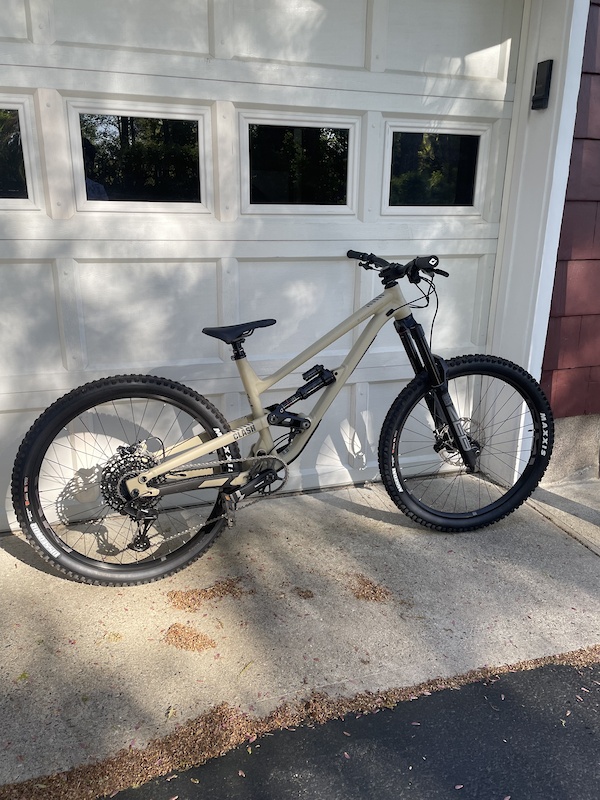 2021 *Never Ridden* Commencal Clash Ride M For Sale