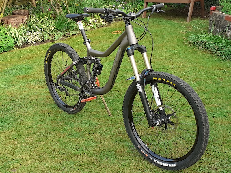 2013 Kona entorage 26" downhill/enduro For Sale
