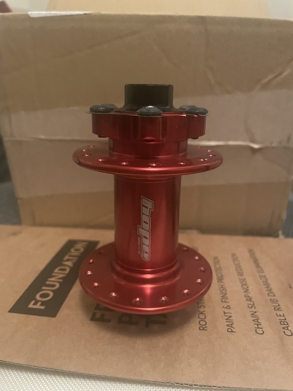 Hope Front Boost Hub 32 hole For Sale