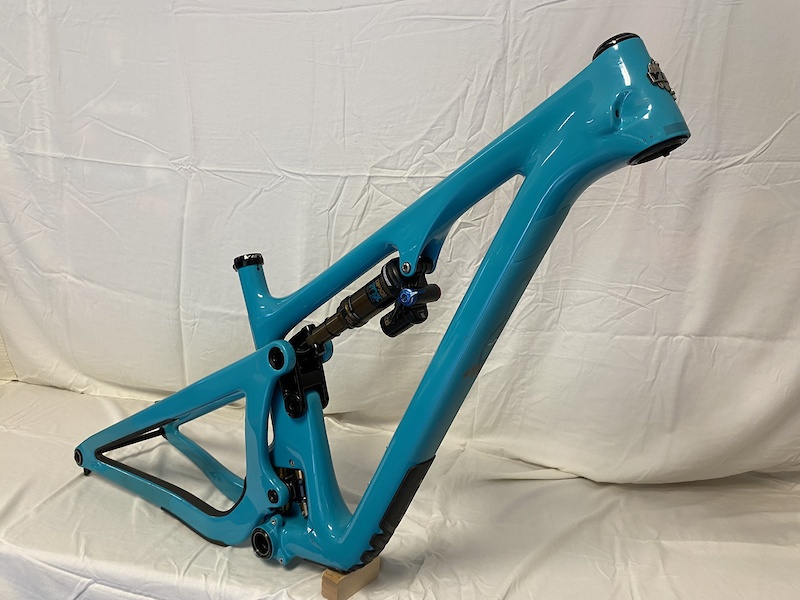 2020 Yeti SB130 TURQ Frame and Fox Factory DPX2 - Medium For Sale