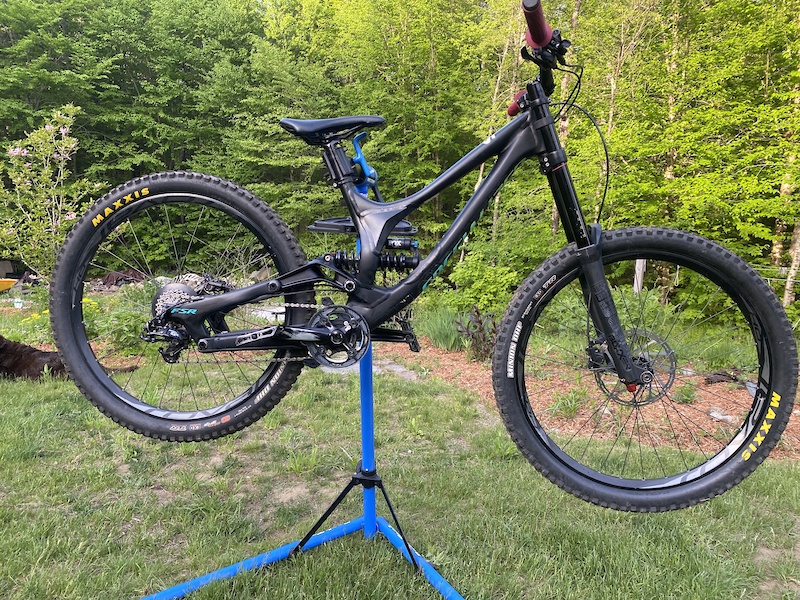 2018 Specialized Demo 8 (Size S) **PRICE DROP** For Sale