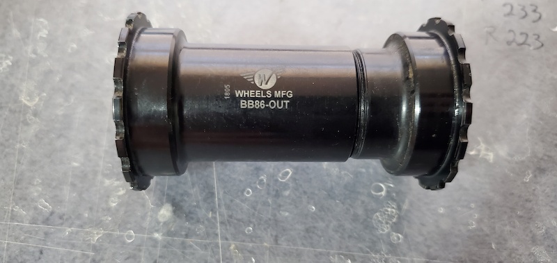 2020 Wheels mfg BB86/92 Thread Angular BB 24/22mm (SRAM) For Sale