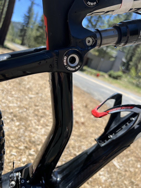 2016 Scott Spark 910 with under 300 miles. Garage kept For Sale