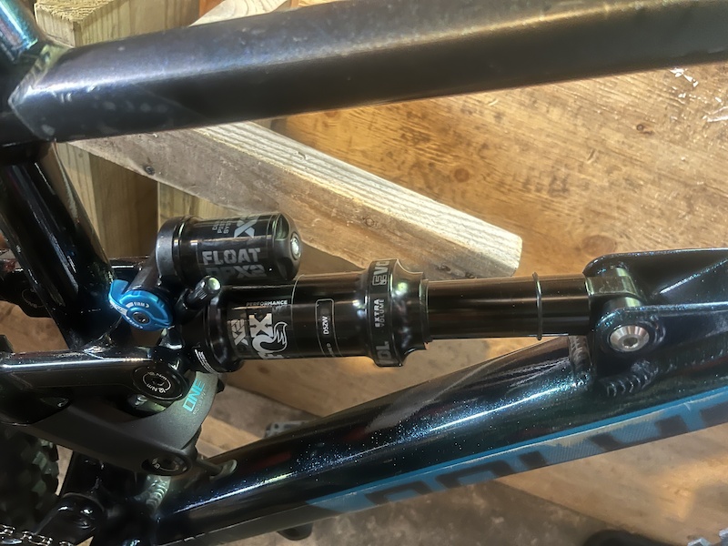 2021 PRICE DROP Fox DPX2 For Sale