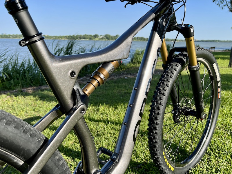 2021 Orbea OIZ M10 TR w/ Industry Nine Carbon Wheels For Sale