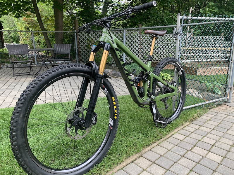 2021 pivot switchblade medium For Sale