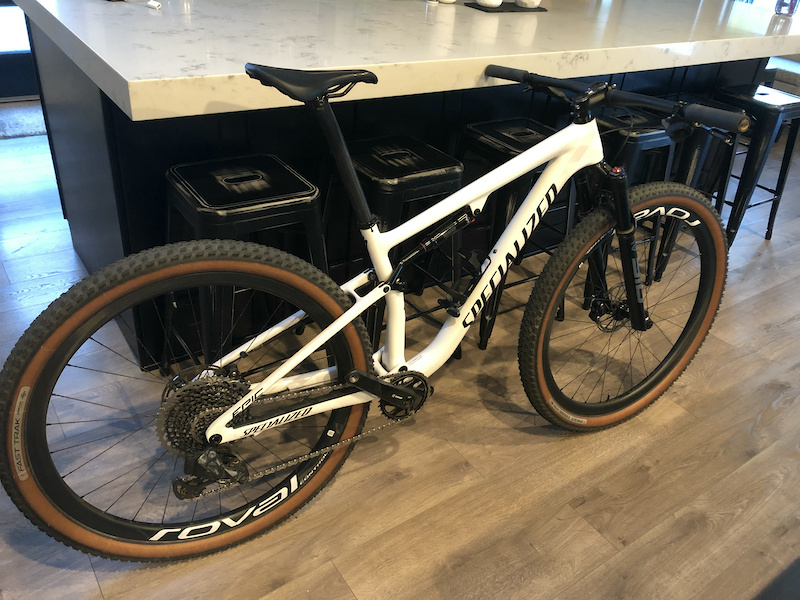 2021 Specialized Epic Pro (M) For Sale