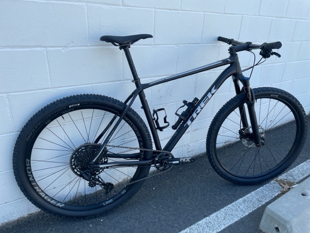2021 Trek Superfly AL - XL - New! NX Eagle, Reba Fork For Sale