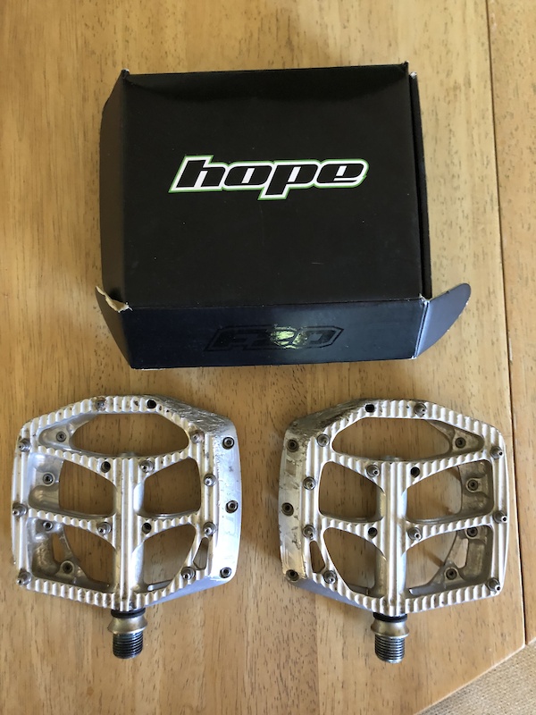 Hope F20 flat pedals silver great condition For Sale