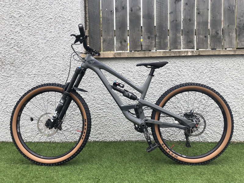 2018 YT Capra Al size Large For Sale