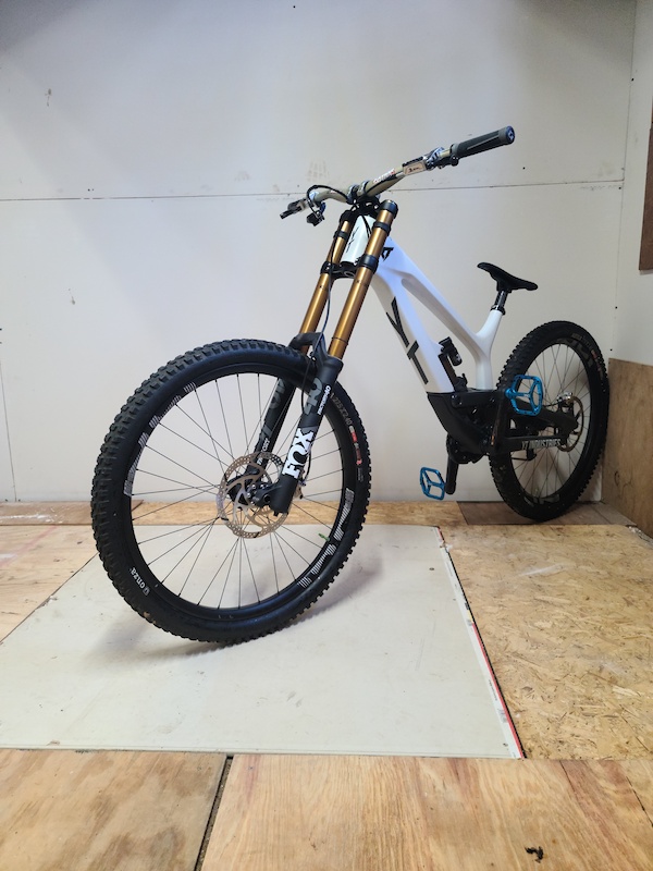 2019 YT Tues Pro Race For Sale
