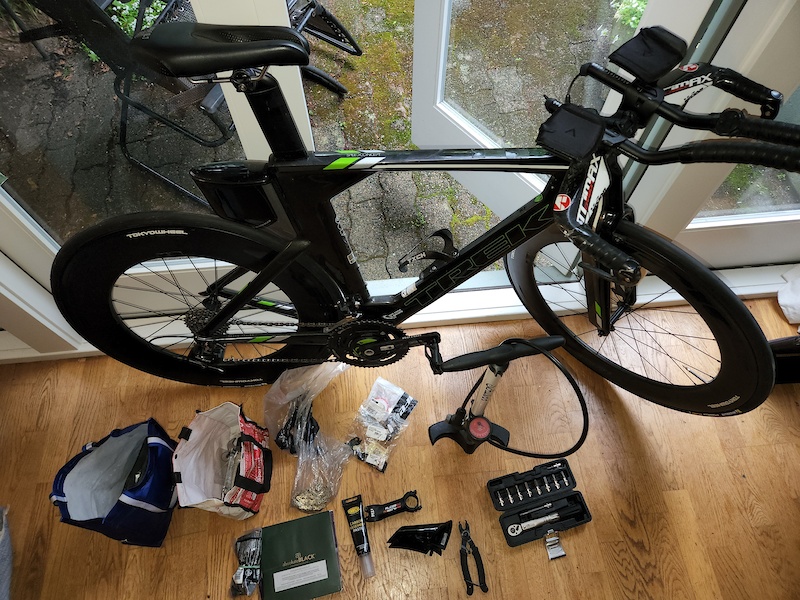 2014 Trek speed concept triathlon Large with Power Meter For Sale