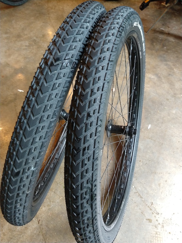 Surly Extraterrestrial Tires 29x2.5 PAIR shipped For Sale