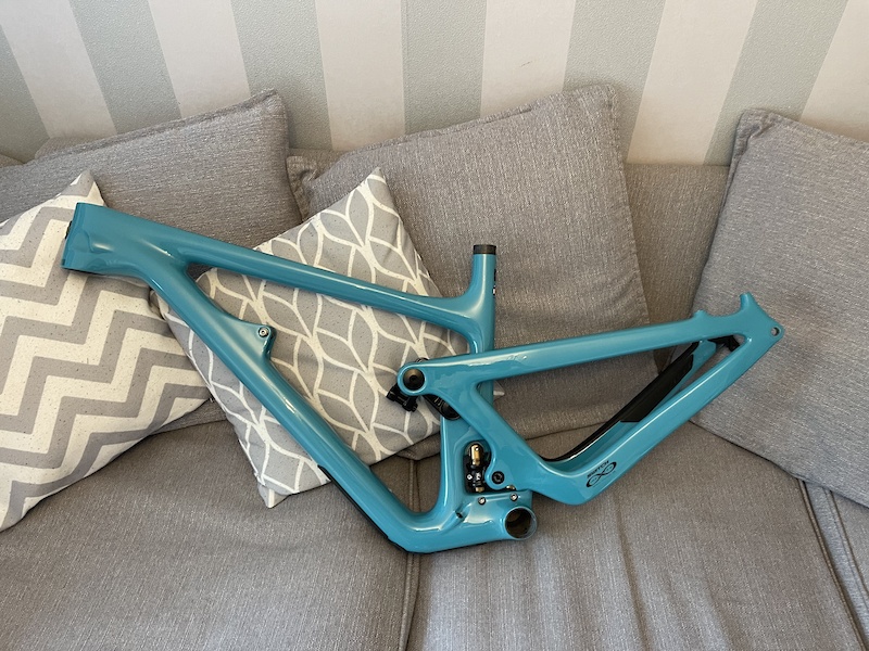 2020 Yeti SB150 T Medium brand New Frame Used Shock For Sale