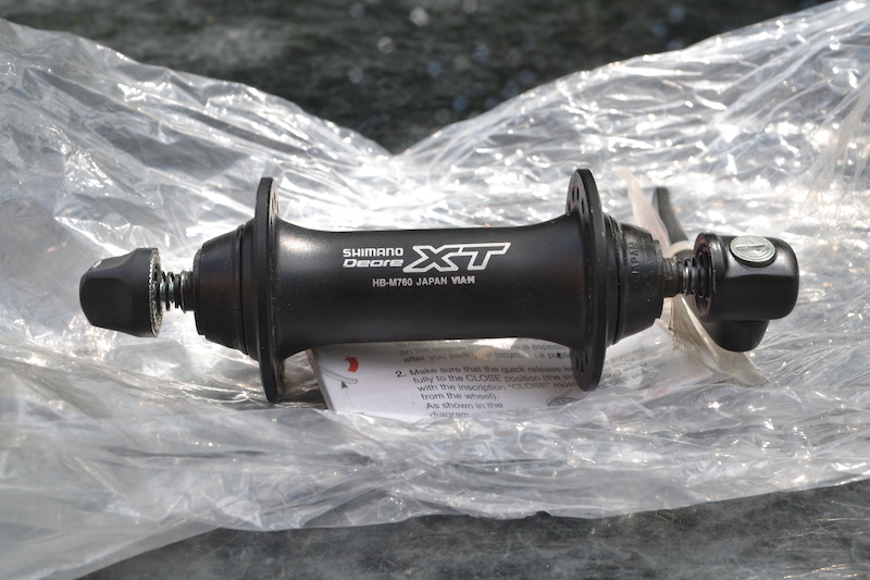 Brand new Shimano XT HB-M760 front Hub For Sale