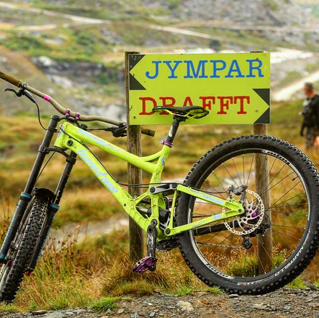 2018 Banshee Legend Large 27.5 For Sale