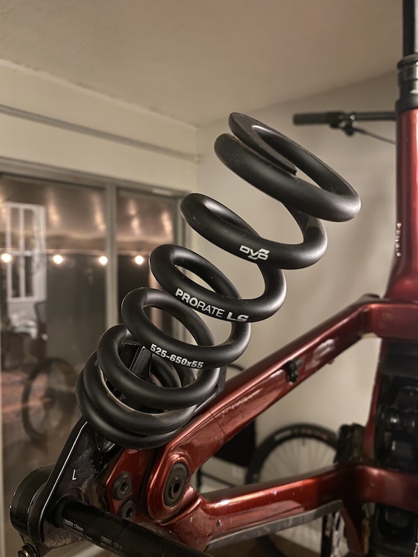 2023 DVO ProRate Progressive Coil 525-650 x 55 For Sale