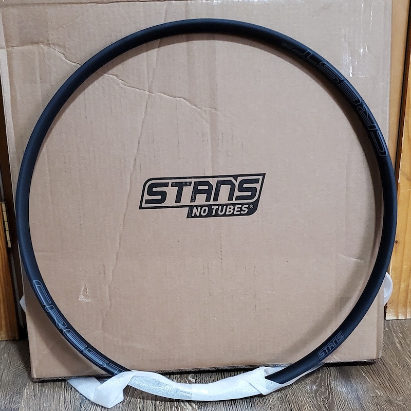 2022 Stan's Crest MK4 29" 32H For Sale