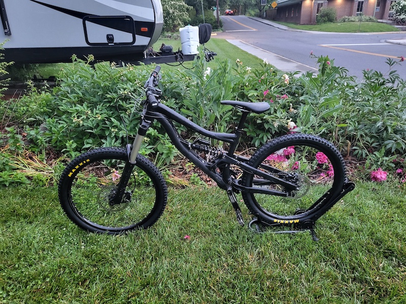 2014 Specialized Status I downhill For Sale
