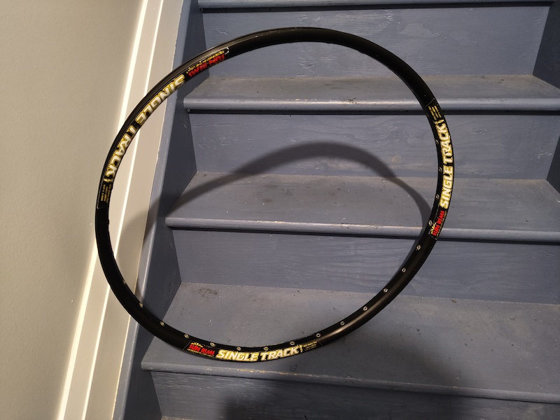 2004 Single track hoop 26"/32 holes For Sale