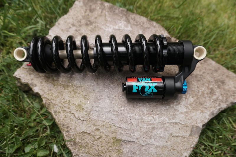 2018 Fox Van R With Coil 9.5x3 *Brand New* For Sale