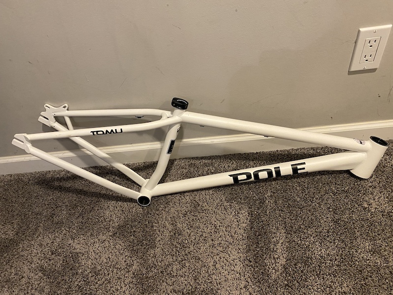 2020 Pole Tomu DJ frame. Medium For Sale