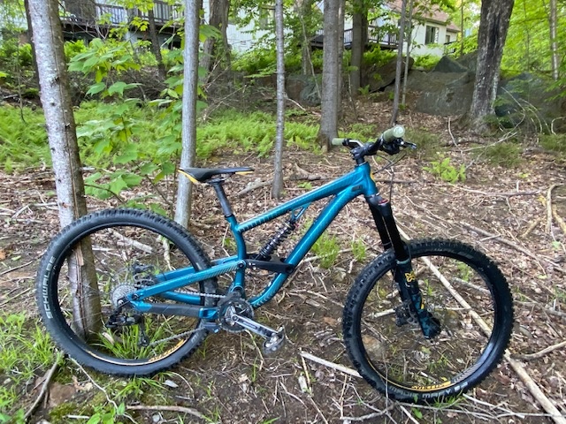 2018 Scott Voltage FR 720 DH / Freeride Mountain Bike For Sale