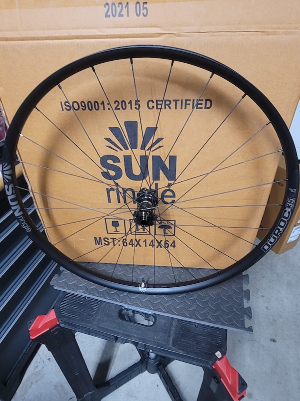 2022 Sun Ringle Duroc Expert front wheel For Sale