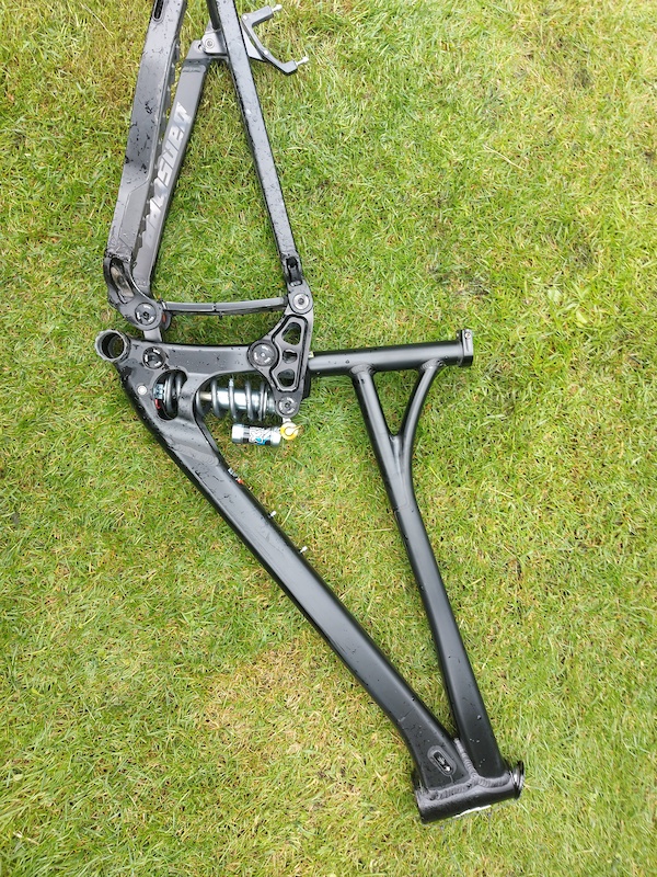 2021 Banshee prime v3 **frame and shock only** For Sale